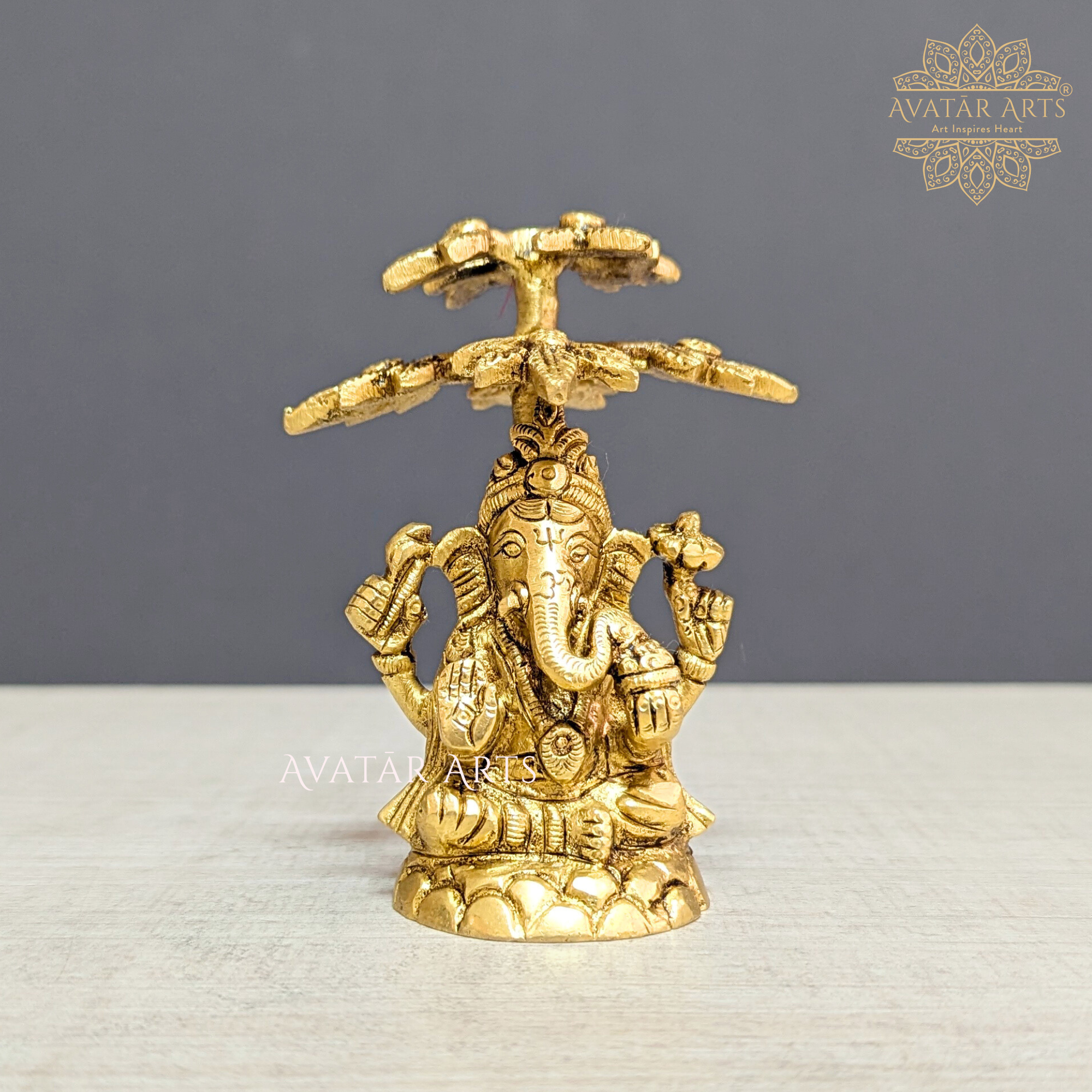 Lord Ganesha sitting Under Tree – Avatar Arts